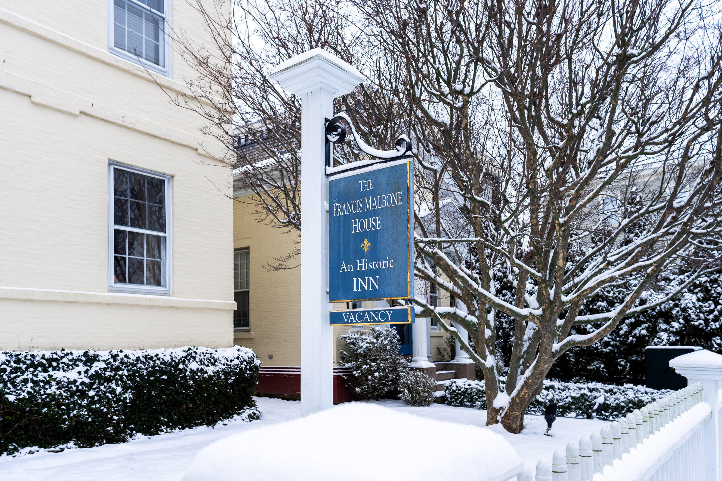 Francis Malbone House Gallery | Newport Hotels On The Water